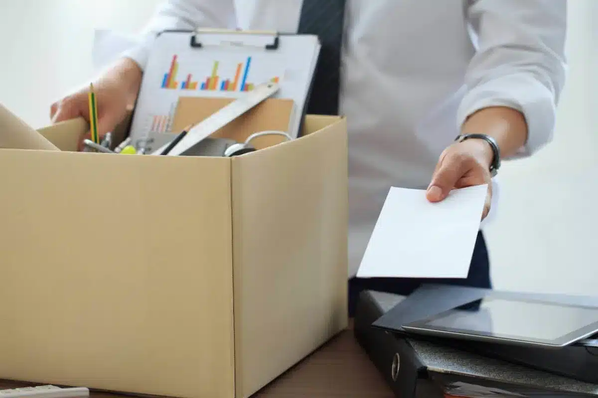 Démission d'un CDI : Préavis et modèle de lettre